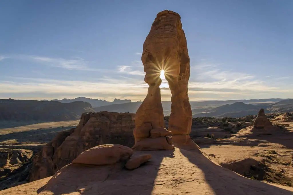 Delicate Arch: A Must-See Landmark You Shouldn’t Miss – Take To The Trail